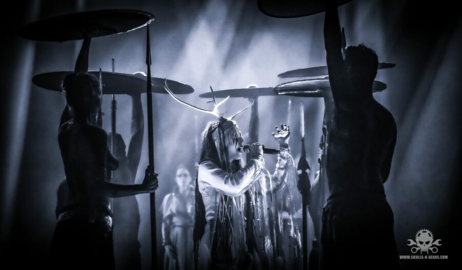 Heilung en concert au Mtelus